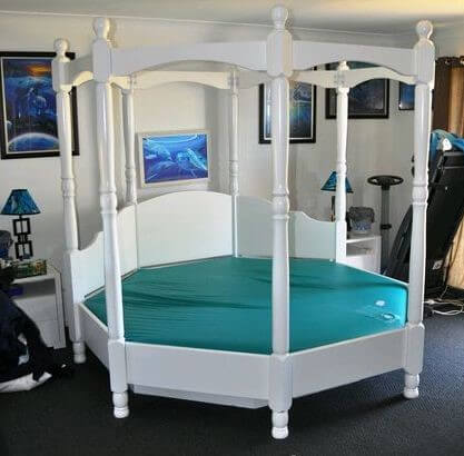 Mr Waterbed Octagonal Timber Frame Waterbed Bladder